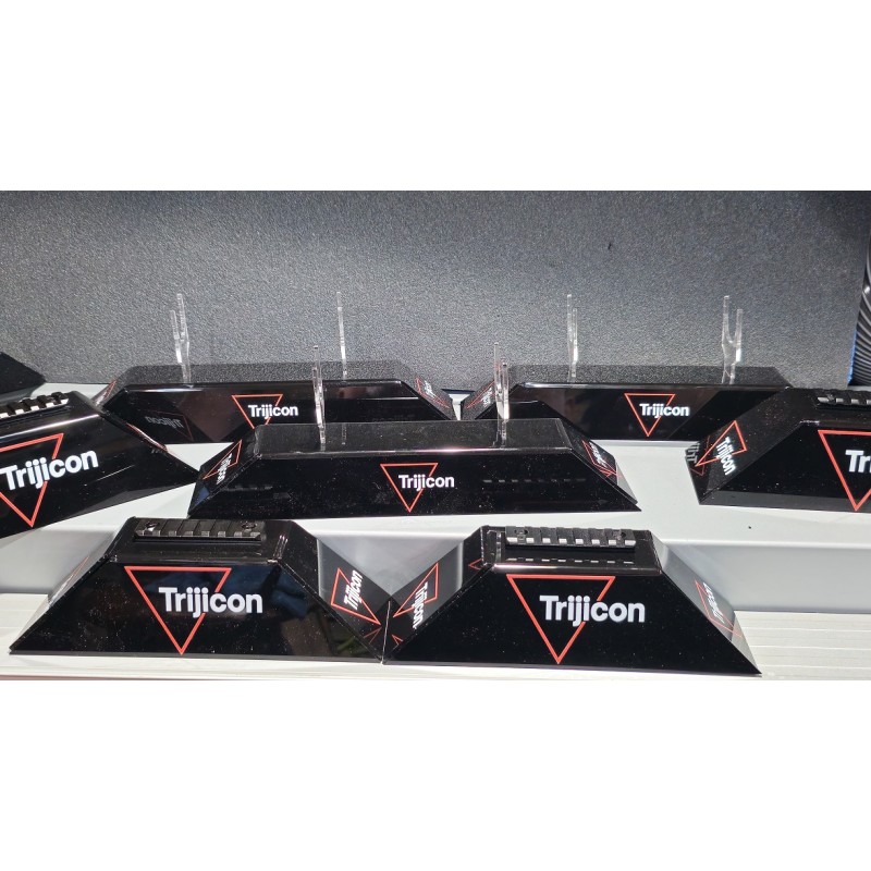 SCOPE & RED DOT DISPLAYS